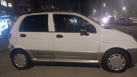 Matiz sotiladi sirochna