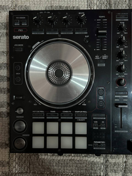 Pioneer DDJ-SR пульт, контролер
