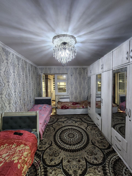 Yangihayot 9 hudud 2 xona 60м² sotiladi