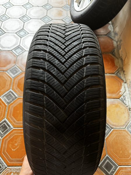 Avto shina Malibu diska bilan sotiladi. TRISTAR 225 60 R17