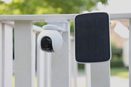 Камера Ezviz EB8 2K(3MP) + Solar Charging Panel-D в одном комплекте