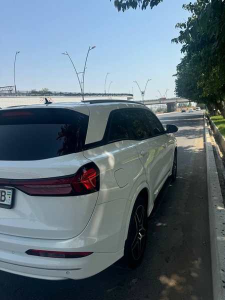 Водитель со своим авто для солидных людей. Встреча в аэропорту  .