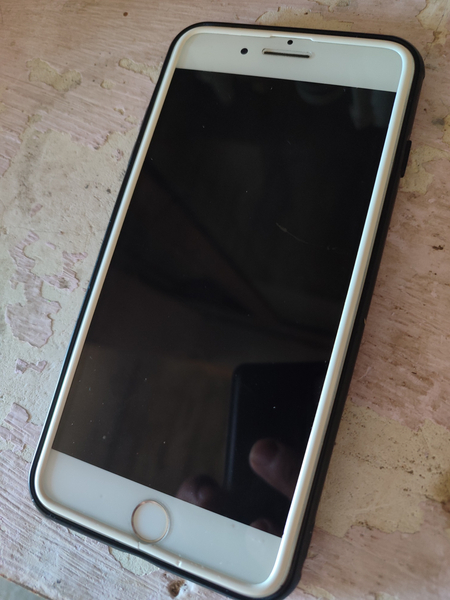 Iphone 7plus +kuler qo'shib beriladi