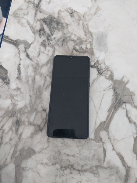 Samsung A 02 sotiladi