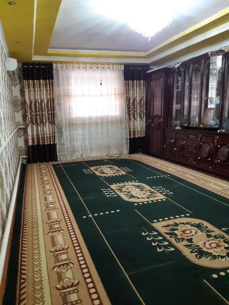 Uy satiladi kelisimli baxada