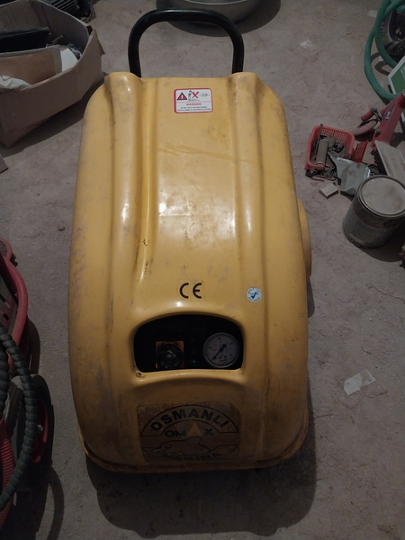 Karcher sotiladi. Omax 200 barlik 5.5 lik mator,