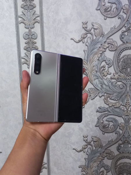 Galaxy Z Fold3 5G