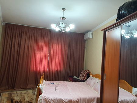 Продам свою квартиру м Кушбеги .5/3/5