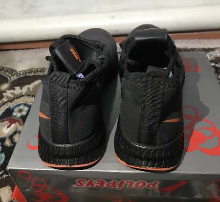Продается кроссовка Nike Air