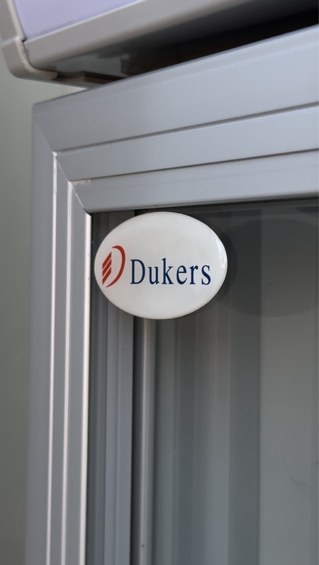 Витрина холодильник Dukers 350-литровый,распродажа