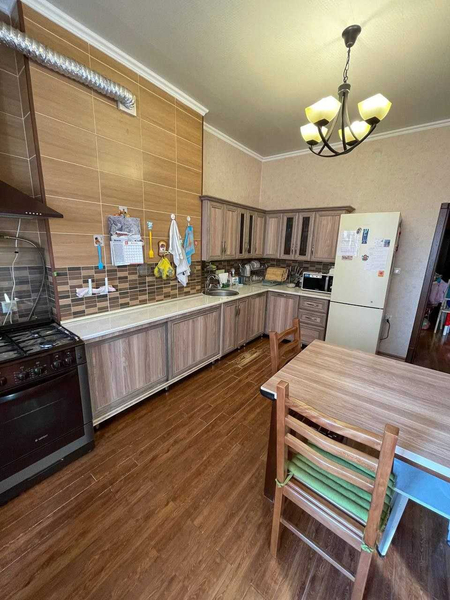 Квартира на Ц5 3/2/4 общ пл 70м ,Ор-р Корзинка