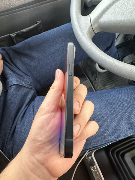iPhone    14