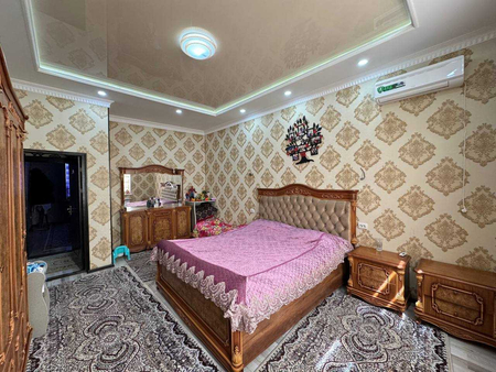 Tayyor 2 qavatli 22 so’tiqli hovli sotiladi