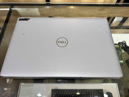 DELL Сенсорный Intel Core i7-1185G7 озу32гб 256ssd Nvidio Quadro T500