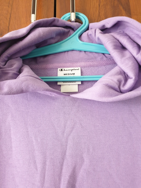 Продается мпортивный костюм champion
