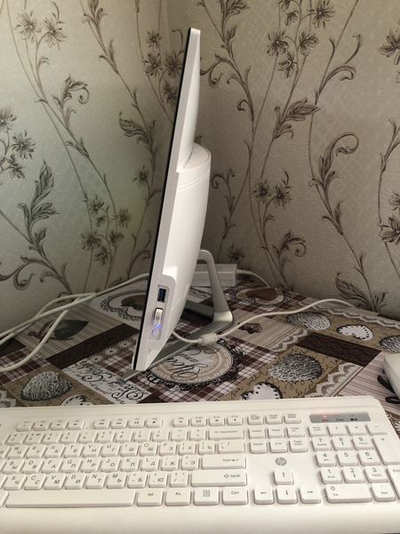 Hp kompyuteri sotiladi srochna!