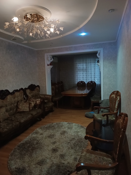 Массив Феруза. 4/1/4 в доль дороги