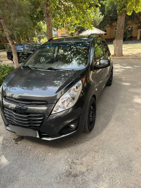 Автомобиль Спарк