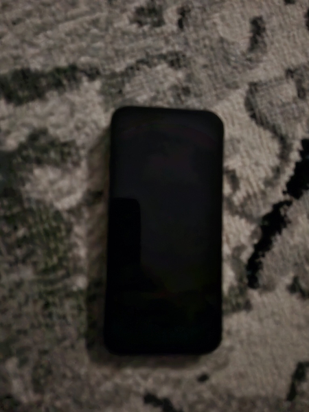 Iphone 15 pro 100%