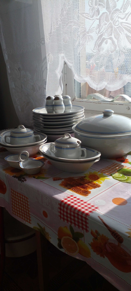 Посуда фарфоровая