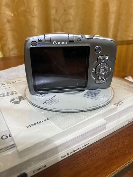 Canon powershot SX110 IS DIGITAL CAMERA
