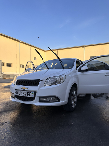 nexia 3 holati yahshi 2017 yil prabek 177.000