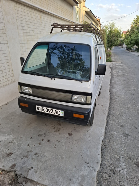 Chevrolet Damas Van