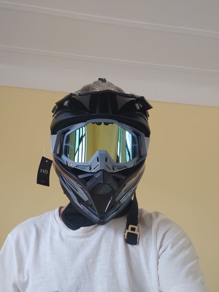 Kaska enduro shlem sotiladi