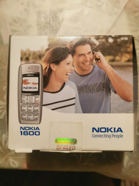 Nokia 1600 кнопочный