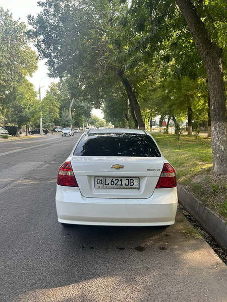 Продаётся машина