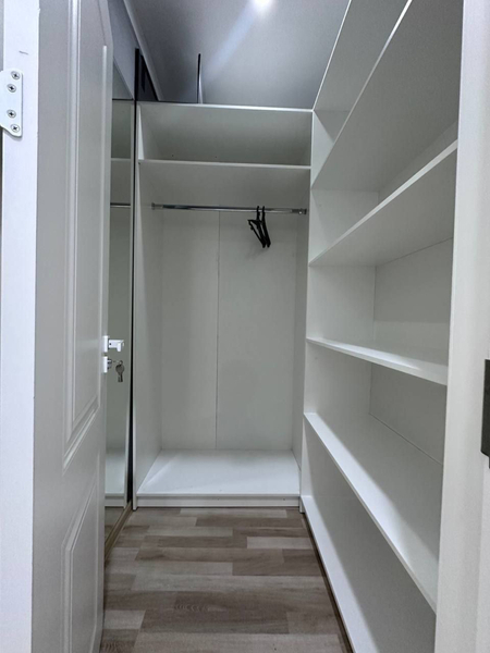 Срочно Продаётся Айбек Метро Ор-р Цум Ц.7 110.Школа 70.м2