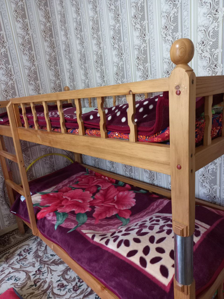 Продаётся двухэтажный кровать