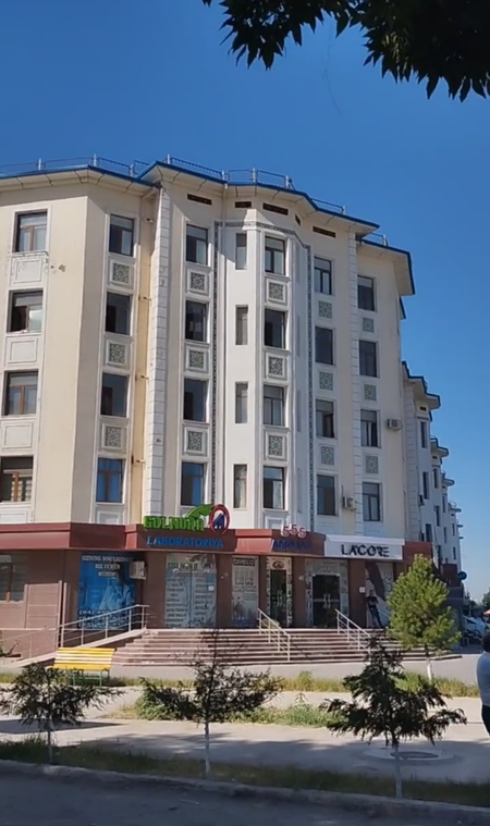 Арзон нархда янги домдан 2 хонали уй Арома кафеси  тўғрисидан