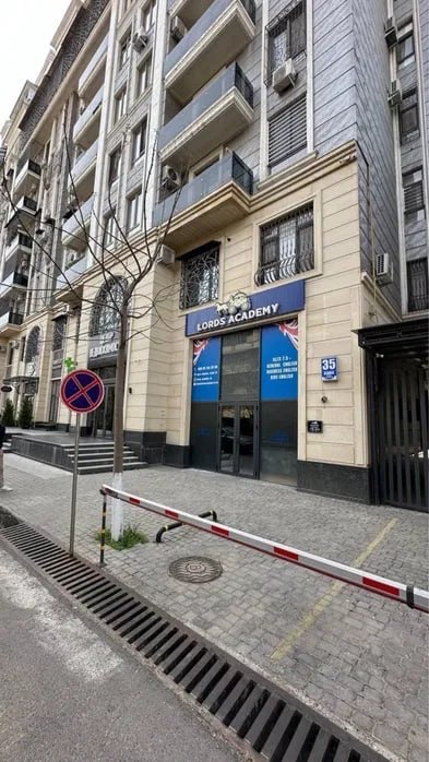 Аренда Евро офис Ор-р: улица Асака 254м2