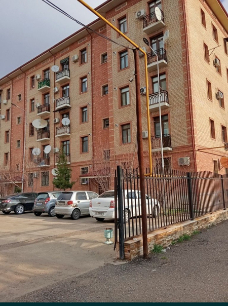 Mirobod tumani eski tizikofka arentir 83-maktab 2 xona 51 kvadrat  201