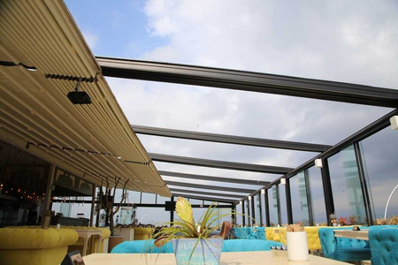 Pergola kafe restoran va uylar uchun