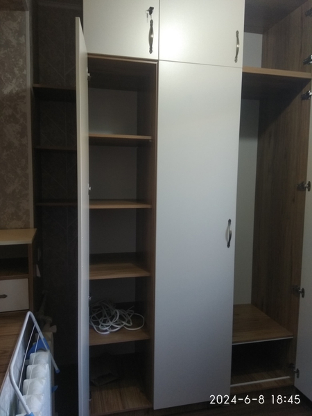 Комплект шкаф, кровать, письменный стол