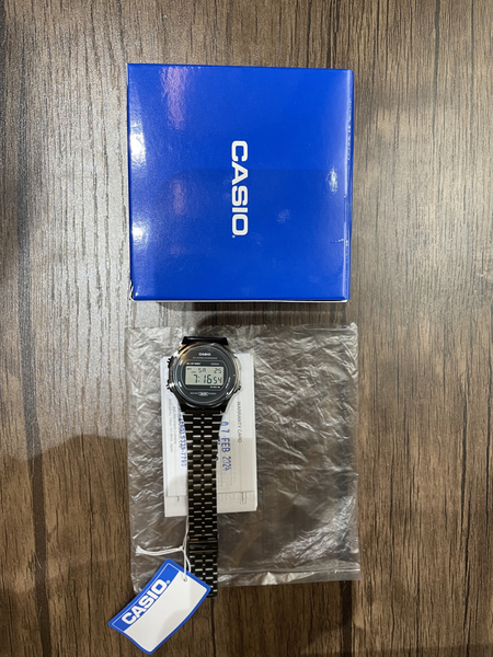 Casio Collection.