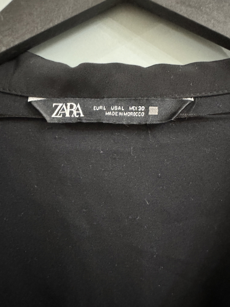 Туника от Zara.