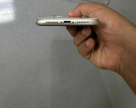 Iphone 11 sotiladi