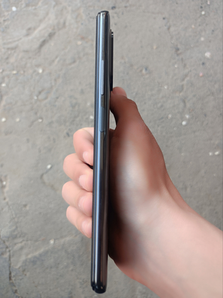 Poco F3 sotiladi yangi
