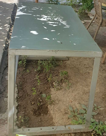 Стол металлический