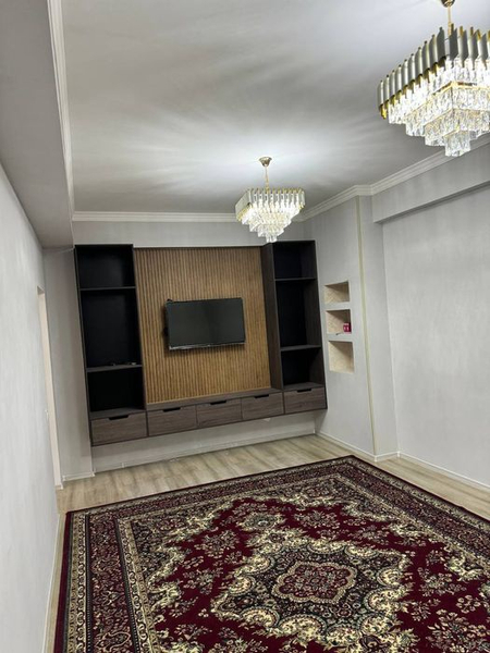 2 задаётся квартира в аренду