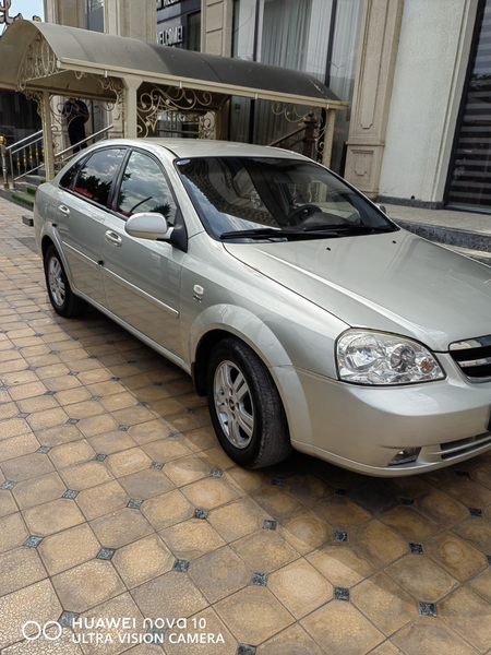 Продается своя машина lasetti1lasetti 1.8