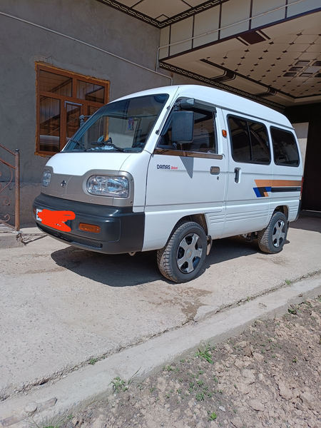 Yengil aftomabil
