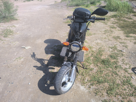 На полном ходу.Скутр 150куб