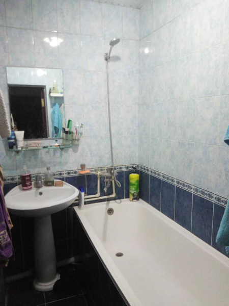Sergeli 4 11 dom, 5 хонали uy sotiladi, kvartira