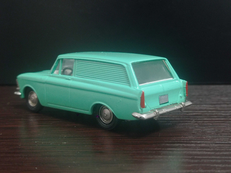 Коллекционная модель Волга, масштаб 1:43