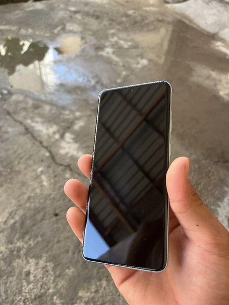 Samsung s20 5G 8/128 gb ideal obmen bor