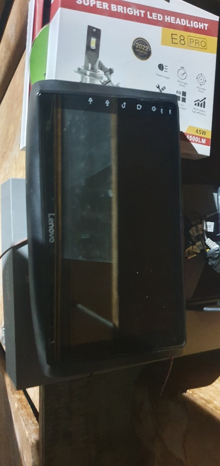 Lenovo android manitor 2/32gb